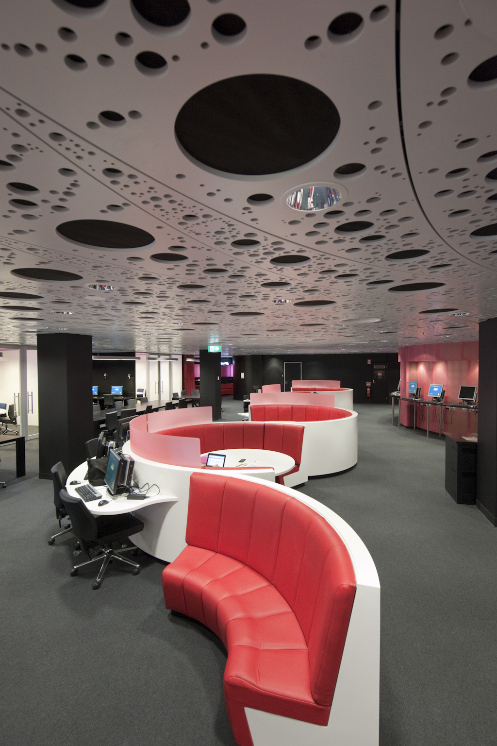 University of Melbourne - Brownless Biomedical Library - McBride ...